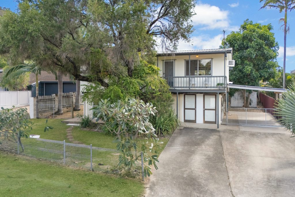10 Carina Court, Mount Louisa QLD 4814 - Bright Property